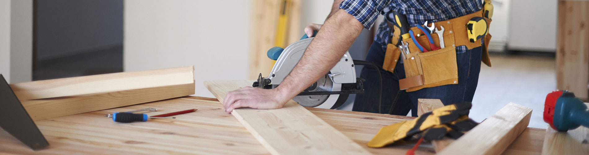 Exterior Carpentry Damac Hills 2 Dubai - Exterior Carpentry Repair